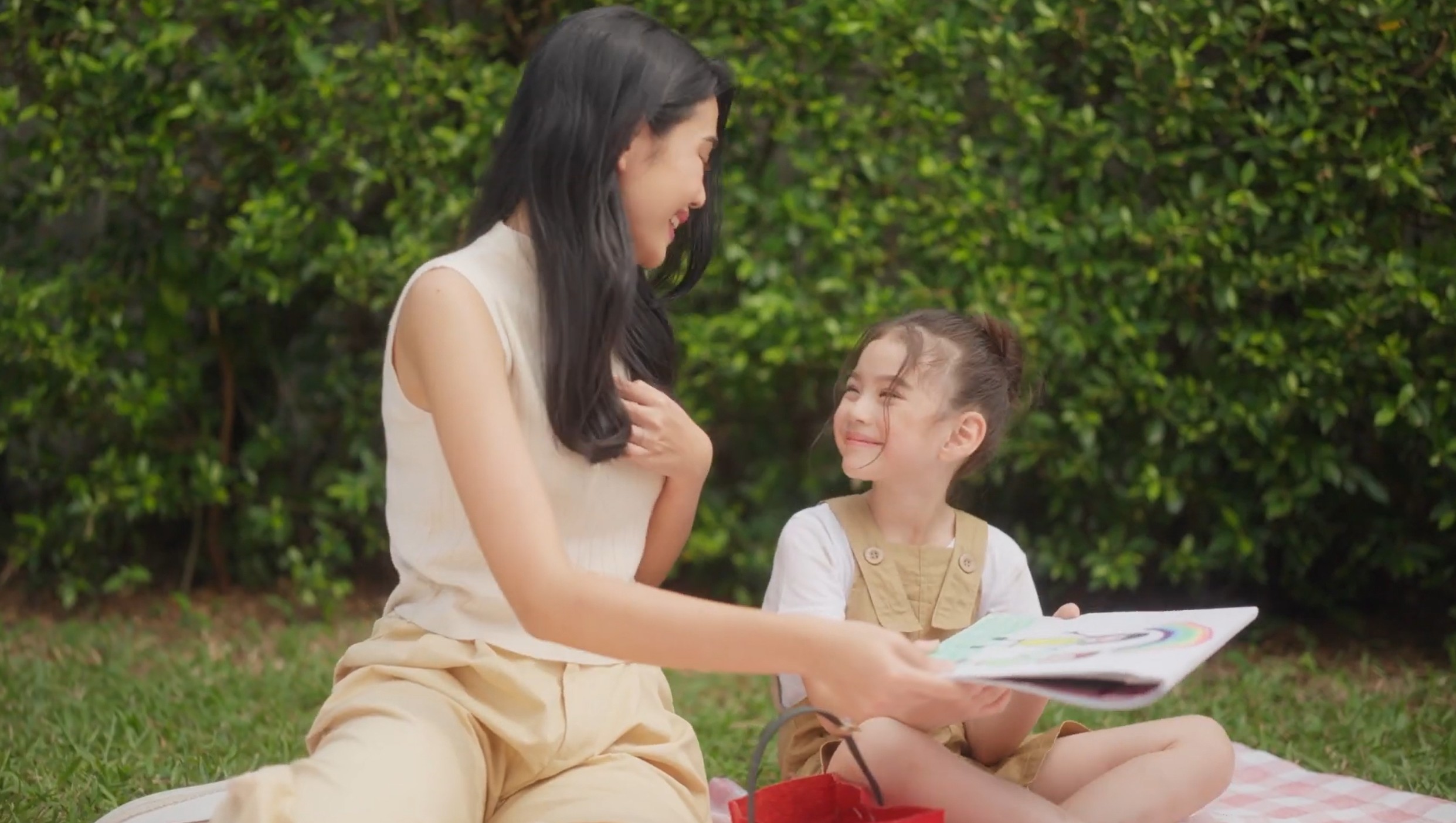 [TVC] ALMIND ULTRAMILD KIDS SERIES เจลอาบน้ำ และ แชมพูผสมครีมนวดสูตรอ่อนโยน | Storywork Bangkok